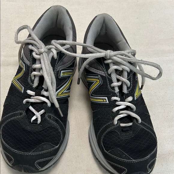 New Balance | Shoes | Mens 75 New Balance Black And Yellow Athletic ...